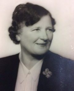 Nola Barber OBE - Kilbreda College Mentone